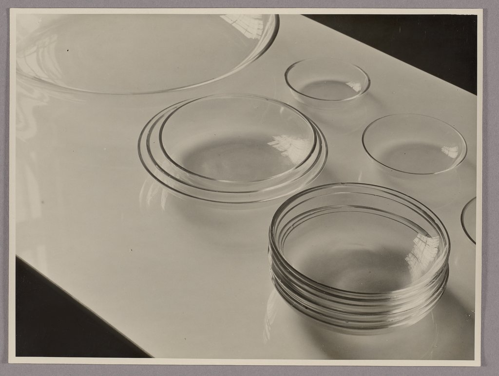 Glasschalen - Digitale Sammlung